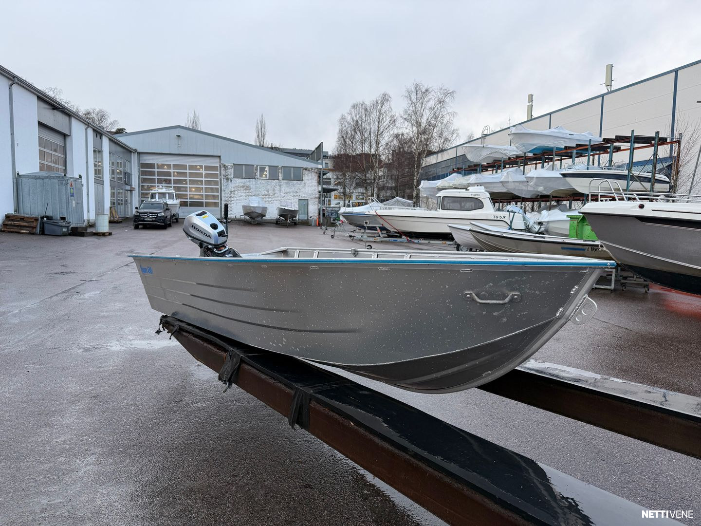 Trapper 1020220 - Veneet - Vaihdokit - Bike & Boat World