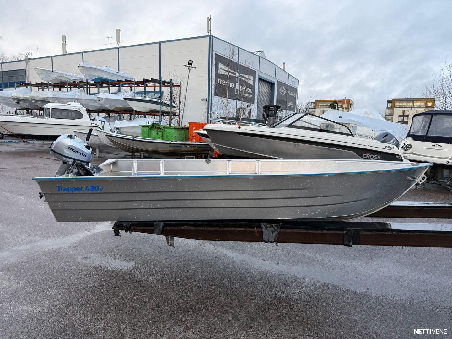 Trapper 1020220 - Veneet - Vaihdokit - Bike & Boat World