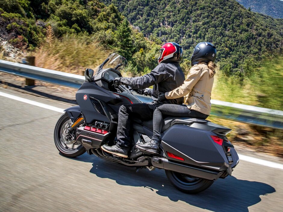 Honda GL1800 Gold Wing Bagger DCT