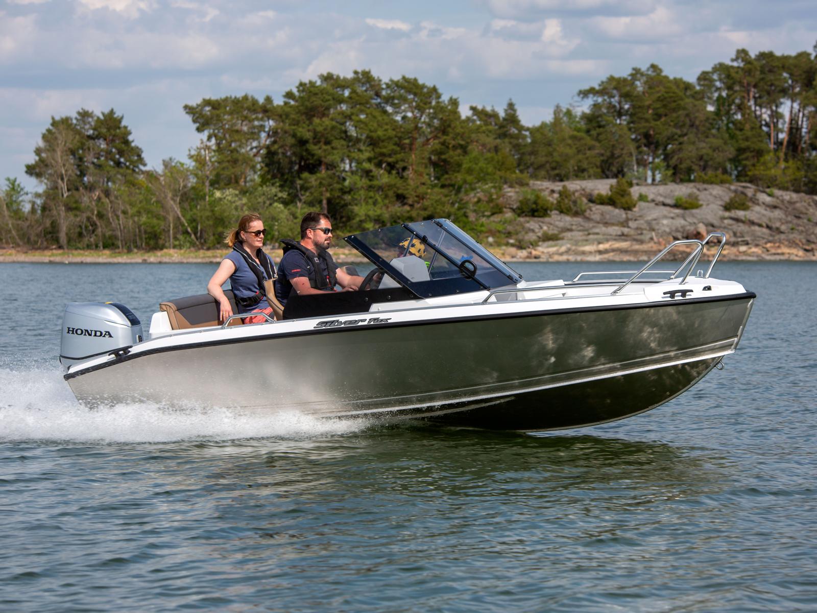 Silver Fox BR -vene Honda-moottorilla | AluFibre-veneet