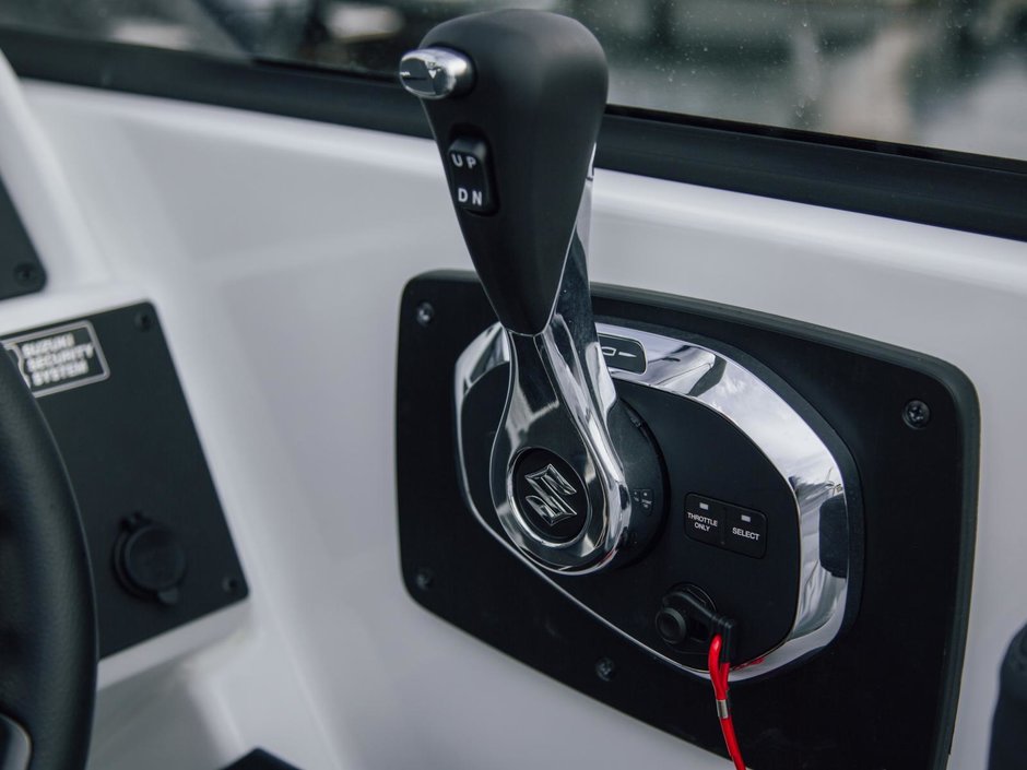 Silver Puma BR -vene Honda-moottorilla | Lasikuituveneet