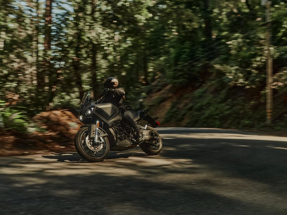 Zero DSR/X -sähkömoottoripyörä | bikeworld.fi